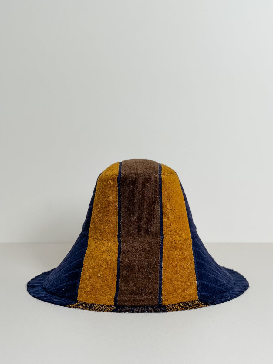 Re/lax Remade LUXURY FREYA #25 (DESIGNER) MEDIUM – WeWearAustralian